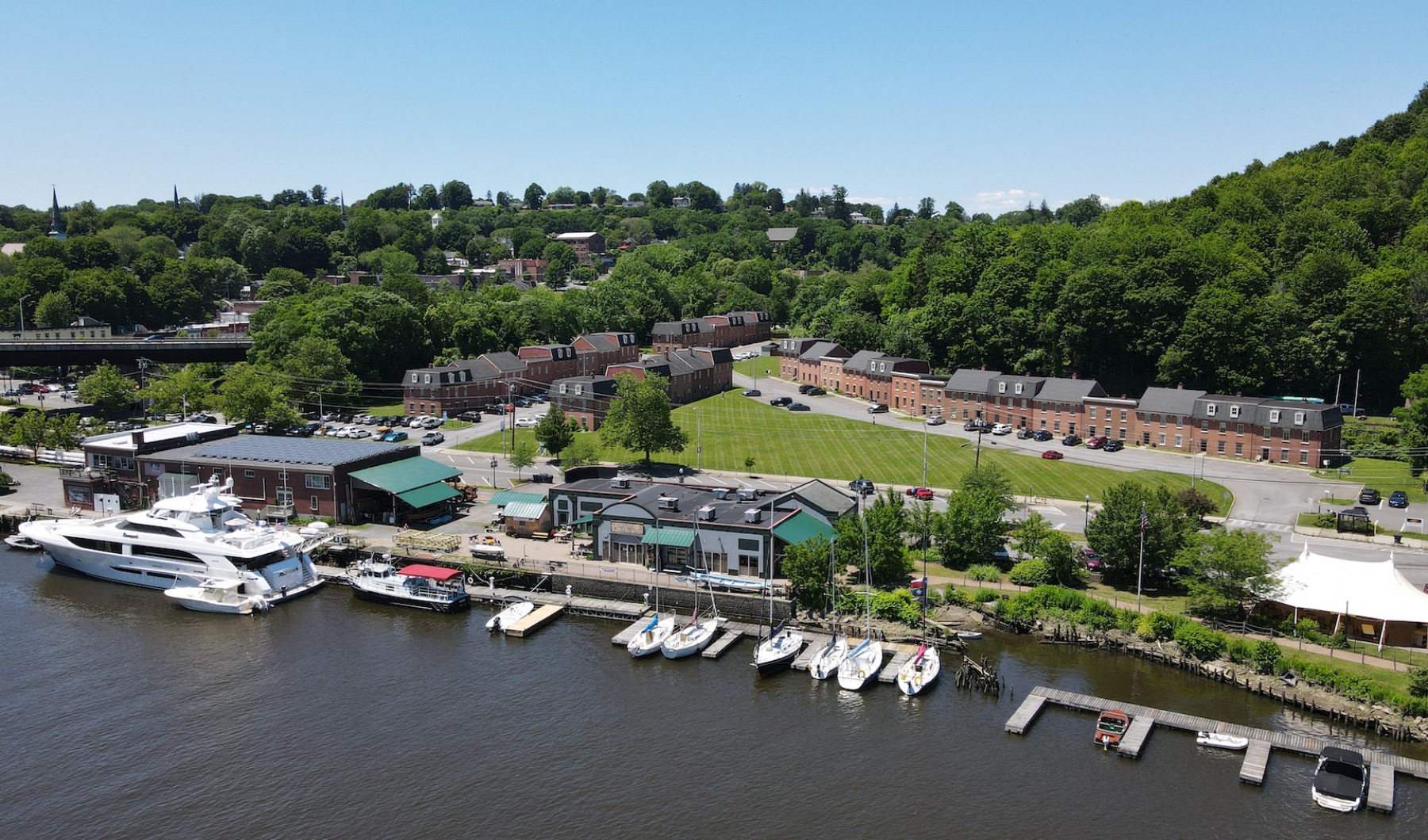 The Waterfront at the Strand is a pet-friendly apartment community in ...